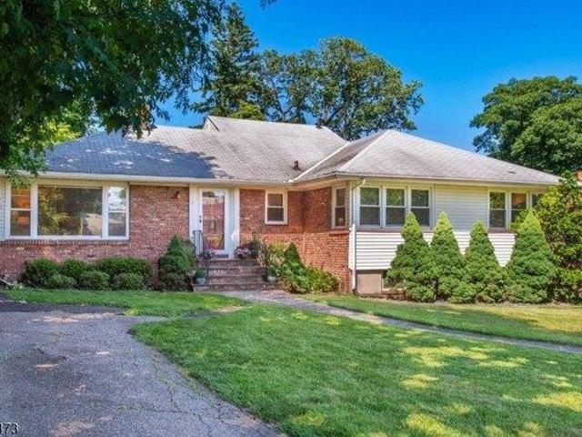 house with 4 bedroom, West Orange NJ DS104332984