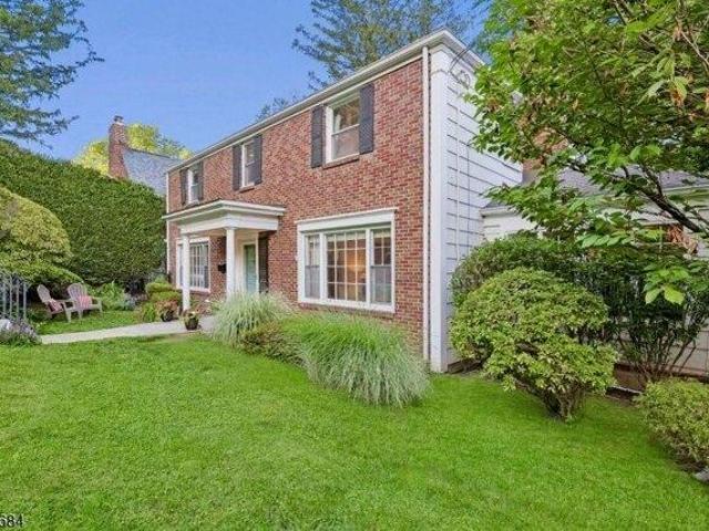 house with 4 bedroom, West Orange NJ ES103604163