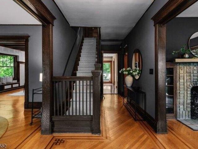 house with 4 bedroom, West Orange NJ ES104189261