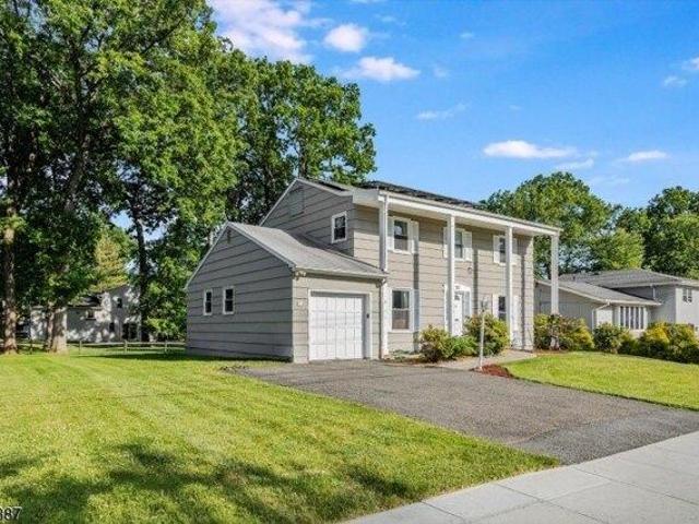 house with 4 bedroom, West Orange NJ ES104234182