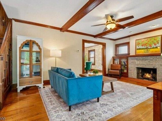 house with 4 bedroom, West Orange NJ ES104568441