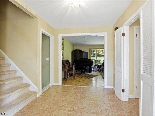 house with 4 bedroom, West Orange NJ ES104571929