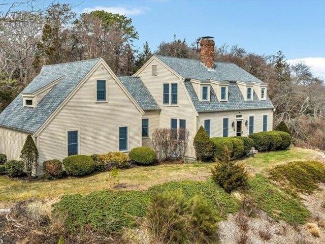 house with 4 bedroom, West Barnstable MA DS102583410
