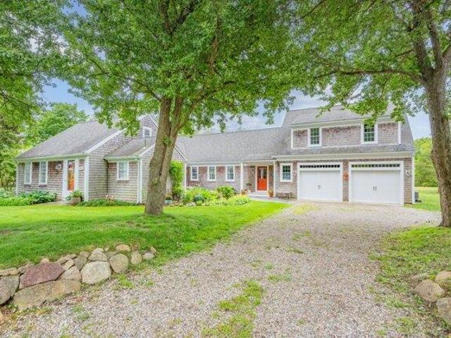 house with 4 bedroom, West Barnstable MA ES104833094