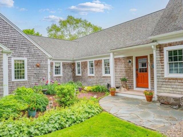house with 4 bedroom, West Barnstable MA ES104297253