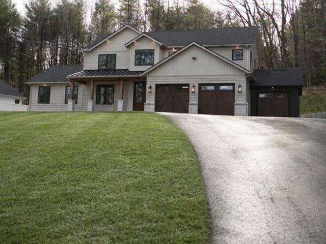 house with 4 bedroom, West Boylston MA DLS102345826