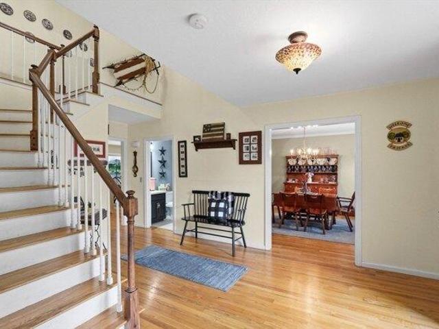 house with 4 bedroom, West Boylston MA DS104236044