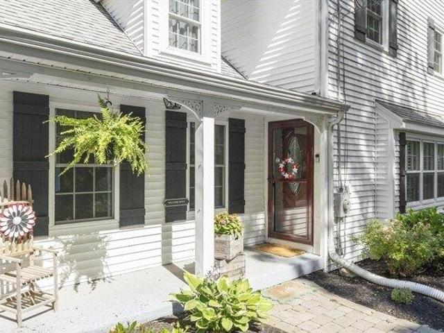 house with 4 bedroom, West Boylston MA ES105115287