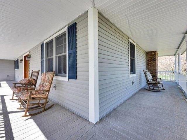 house with 4 bedroom, West Boylston MA ES103185931
