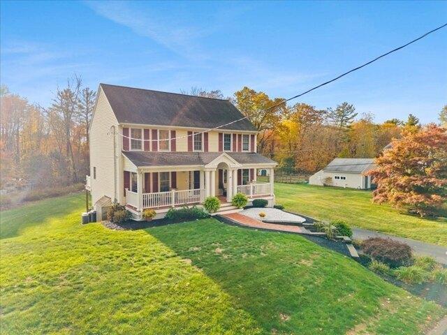 house with 4 bedroom, West Bridgewater MA DS104191716