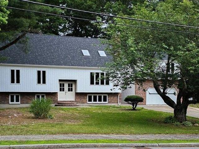 house with 4 bedroom, West Bridgewater MA ES104607456