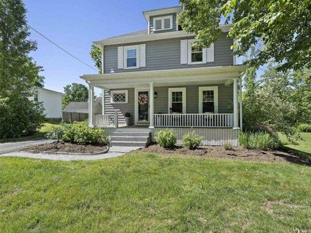 house with 4 bedroom, West Bridgewater MA ES103887944