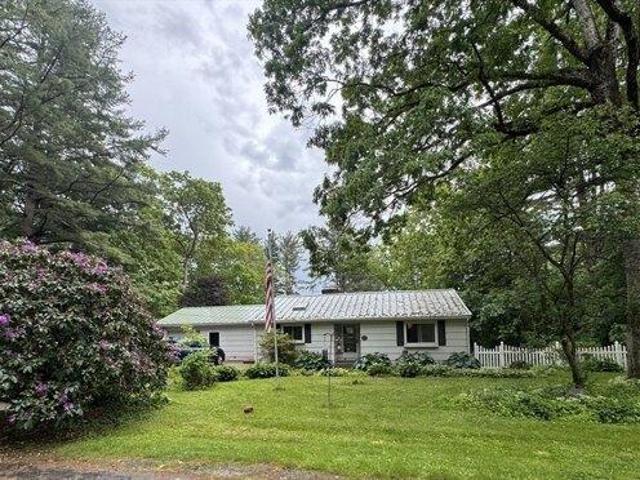 house with 4 bedroom, West Brookfield MA DS103100957
