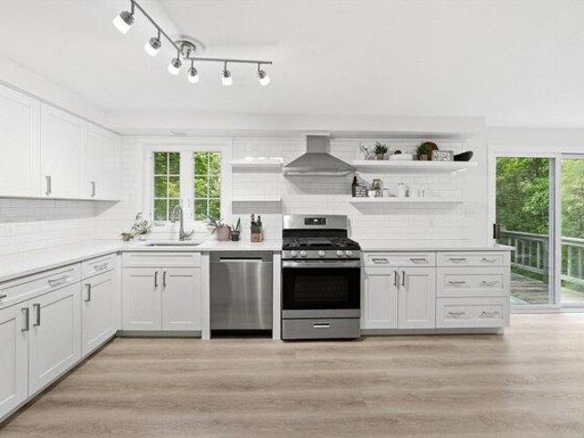 house with 4 bedroom, West Brookfield MA ES103189959