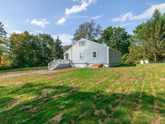 house with 4 bedroom, West Brookfield MA ES104791114