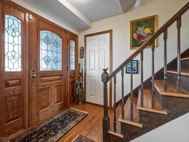 house with 4 bedroom, West Caldwell NJ ES104233350