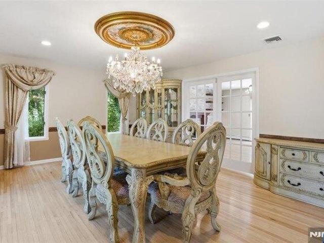 house with 4 bedroom, West Caldwell NJ ES104265656