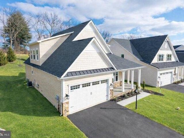 house with 4 bedroom, West Chester PA ES104902968