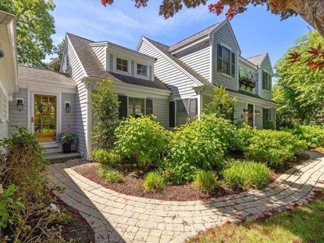house with 4 bedroom, West Dennis MA DS104149650