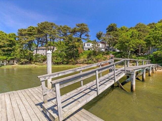 house with 4 bedroom, West Dennis MA ES104832593