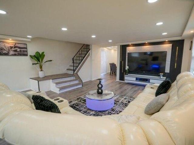 house with 4 bedroom, West Deptford NJ ES105159681