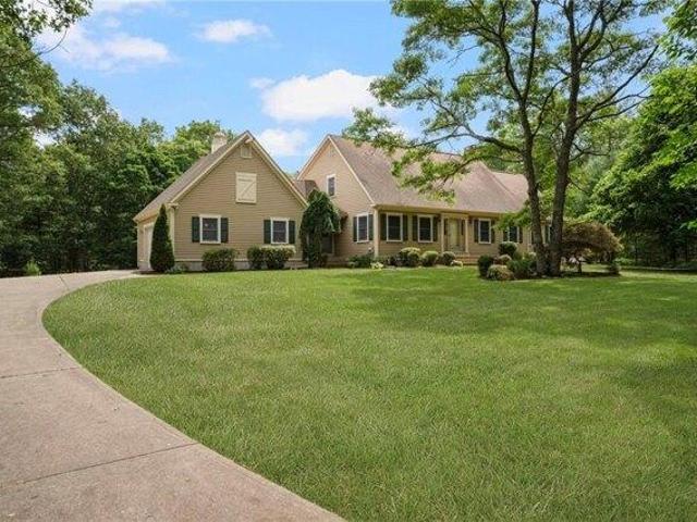 house with 4 bedroom, West Greenwich RI DS103888556