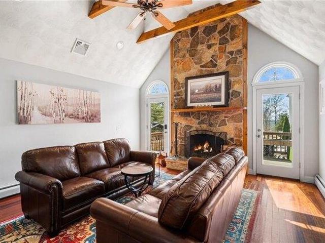 house with 4 bedroom, West Greenwich RI ES103248700