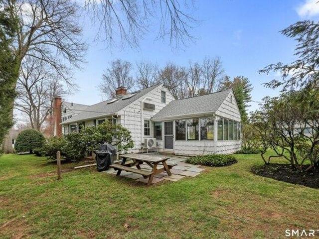 house with 4 bedroom, West Hartford CT DLS102154763