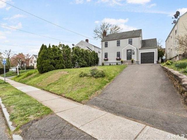 house with 4 bedroom, West Hartford CT DLS102443494