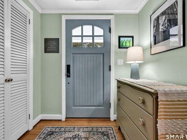 house with 4 bedroom, West Hartford CT DLS103101506