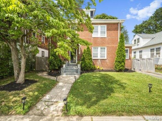 house with 4 bedroom, West Hartford CT DS104352775