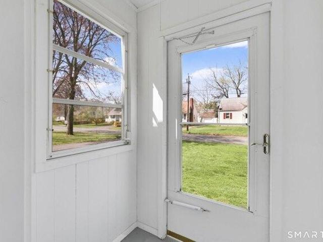 house with 4 bedroom, West Hartford CT DS102215809