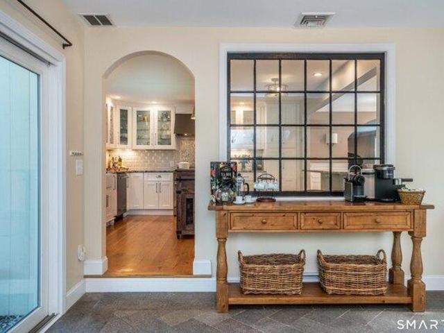 house with 4 bedroom, West Hartford CT ES104116084