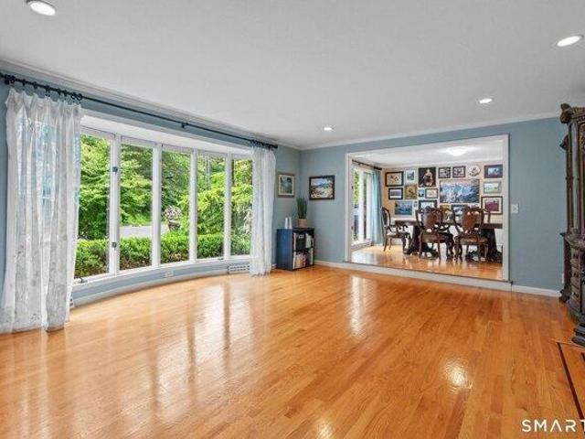 house with 4 bedroom, West Hartford CT ES104116529