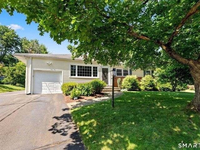 house with 4 bedroom, West Hartford CT ES104188635