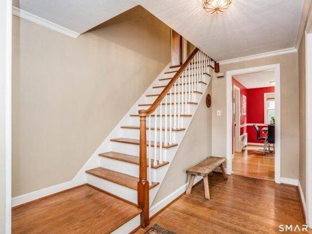 house with 4 bedroom, West Hartford CT ES104541860