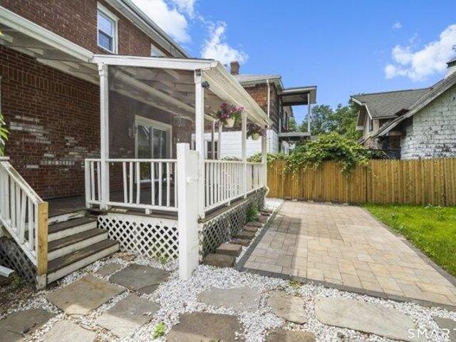 house with 4 bedroom, West Hartford CT ES105143465