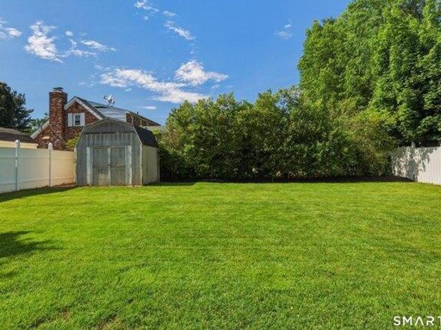 house with 4 bedroom, West Hartford CT ES105160657