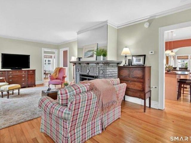 house with 4 bedroom, West Hartford CT ES103163041