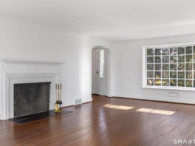 house with 4 bedroom, West Hartford CT ES103436261