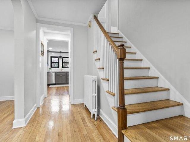 house with 4 bedroom, West Hartford CT ES103439449