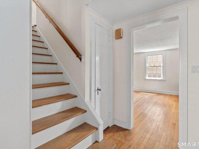 house with 4 bedroom, West Hartford CT ES103431970