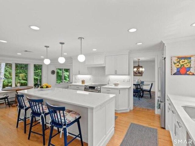 house with 4 bedroom, West Hartford CT ES103433835