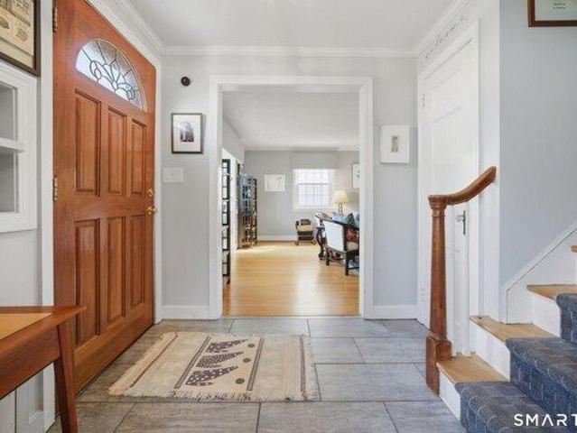 house with 4 bedroom, West Hartford CT ES103665632