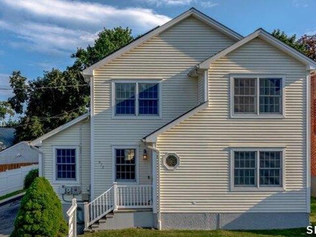 house with 4 bedroom, West Haven CT DS104329375