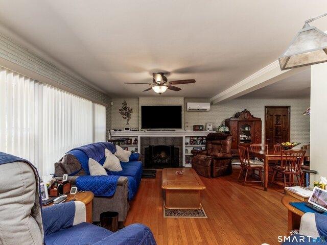 house with 4 bedroom, West Haven CT DS104373982