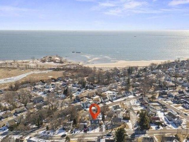house with 4 bedroom, West Haven CT DS88062826