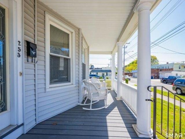 house with 4 bedroom, West Haven CT ES104482266