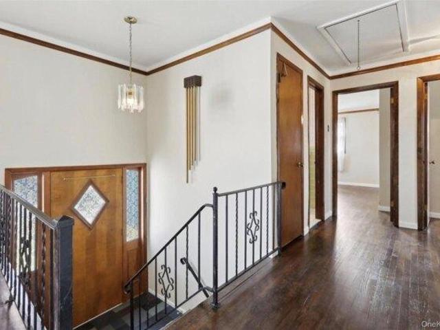 house with 4 bedroom, West Haverstraw NY ES105191311