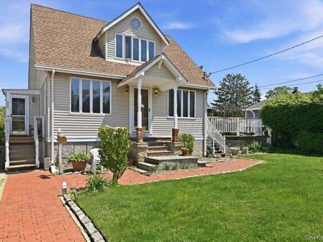 house with 4 bedroom, West Islip NY DS103623139